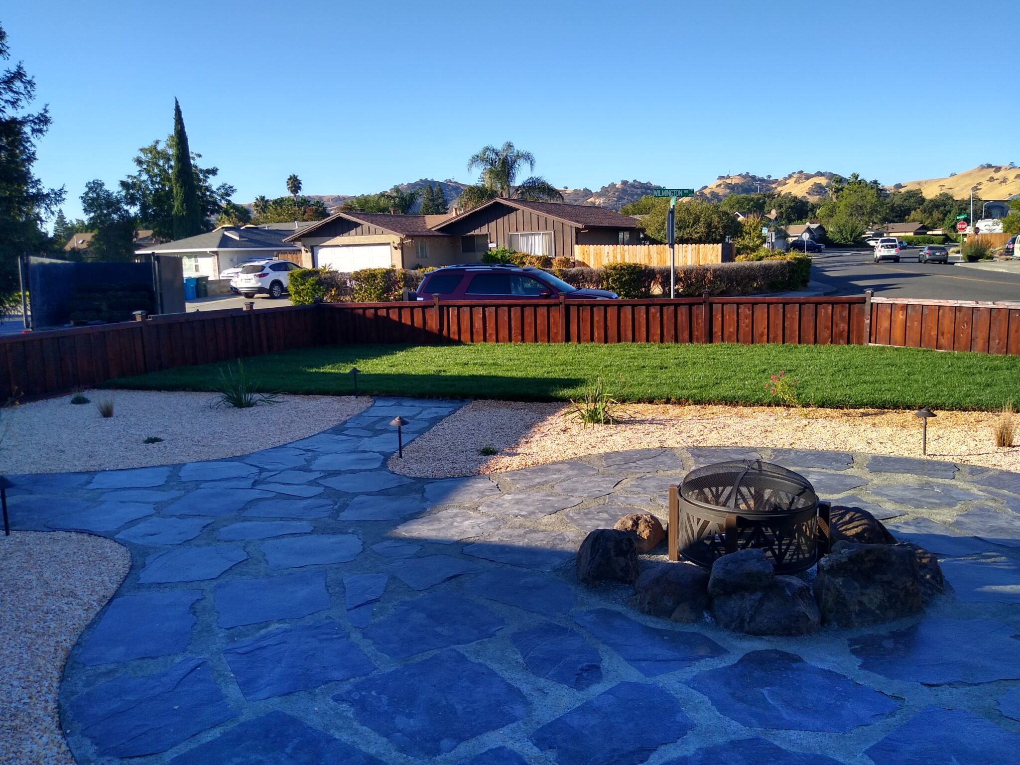 Zoe Landscaping – Transforming Outdoor Spaces, One Landscape at a Time